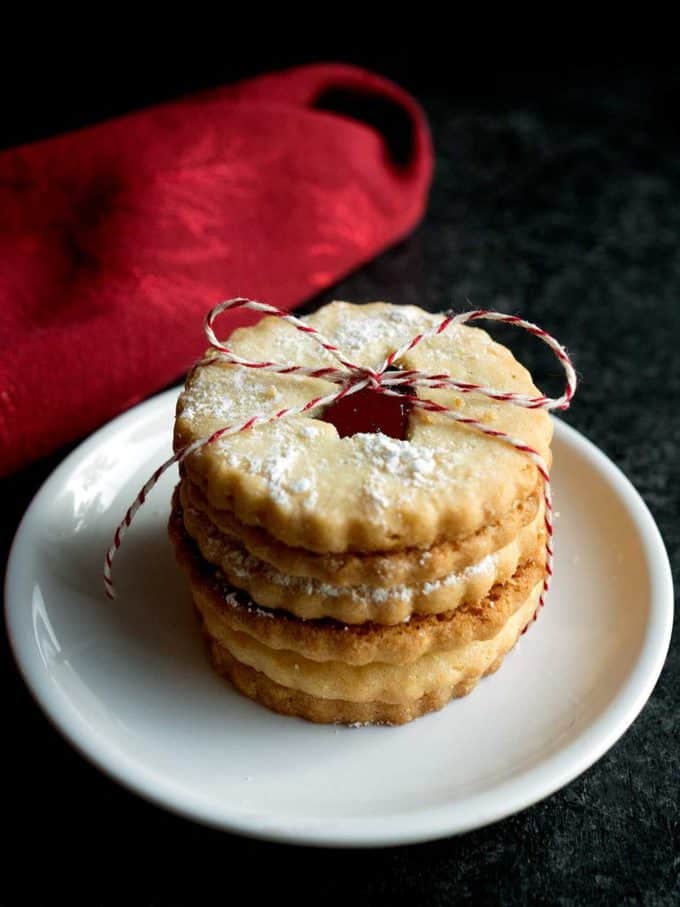 Traditional Austrian Linzer Cookies - Pudge Factor