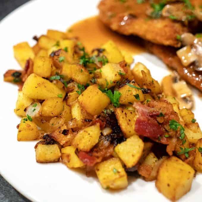 German Fried Potatoes & Onions (Bratkartofflen) - Pudge Factor