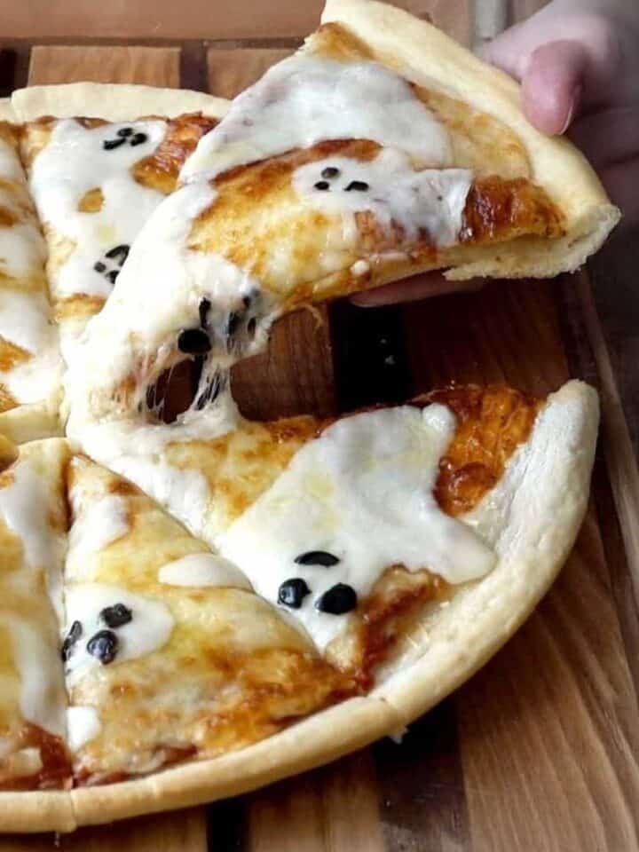 Halloween Ghost Pizza - Pudge Factor