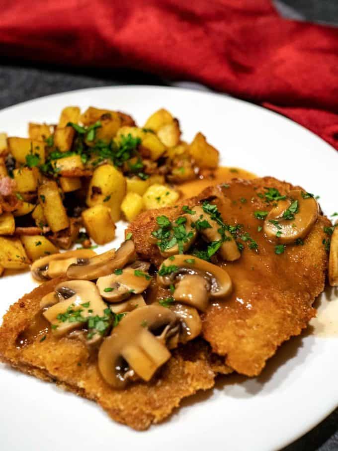Jaeger Schnitzel (Jägerschnitzel) - Pudge Factor