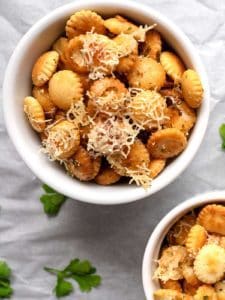 Parmesan Garlic Oyster Crackers - Pudge Factor