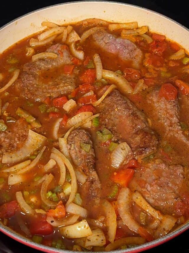 Classic Swiss Steak in Rich Tomato Gravy - Pudge Factor