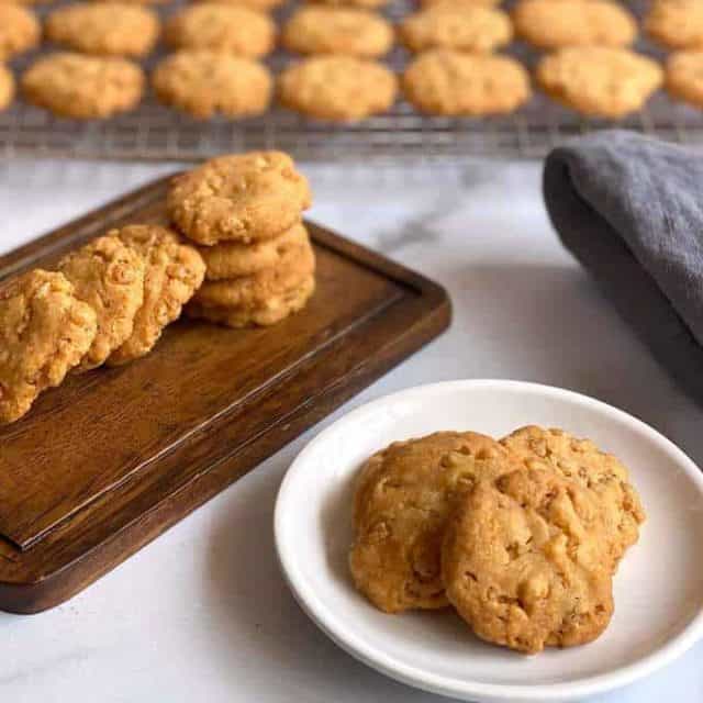 Crispy Crunchy Southern Cheese Wafers - Perfect Crackers - Pudge Factor