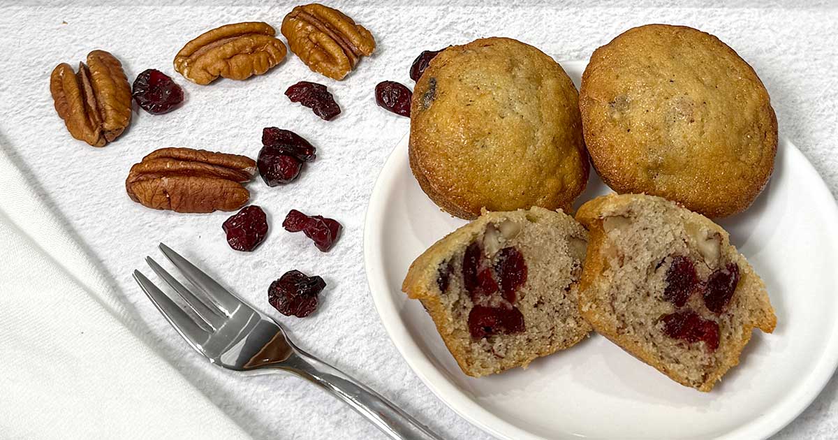 Banana Craisin Mini Muffins - Pudge Factor