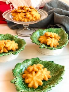 Southern Cheese Spritz Crackers - Pudge Factor