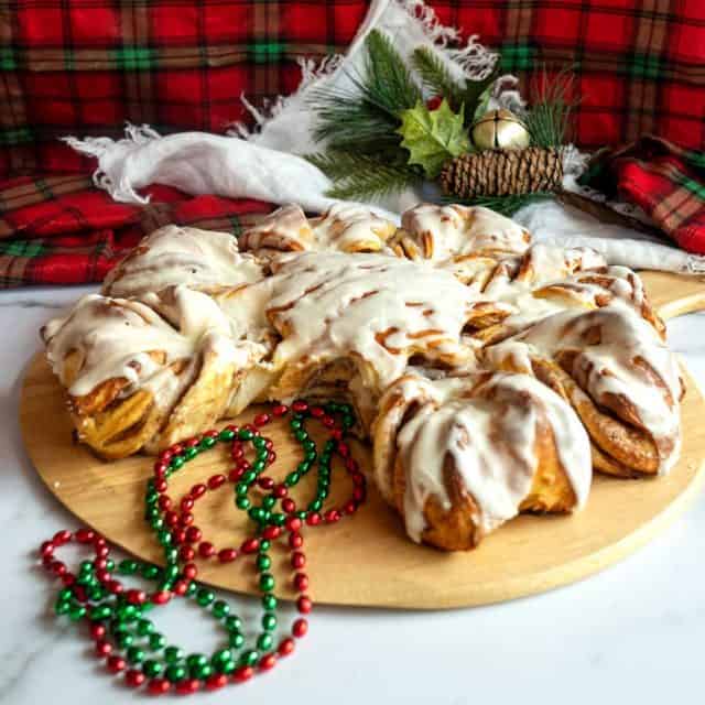 Cinnamon Snowflake Bread - Pudge Factor