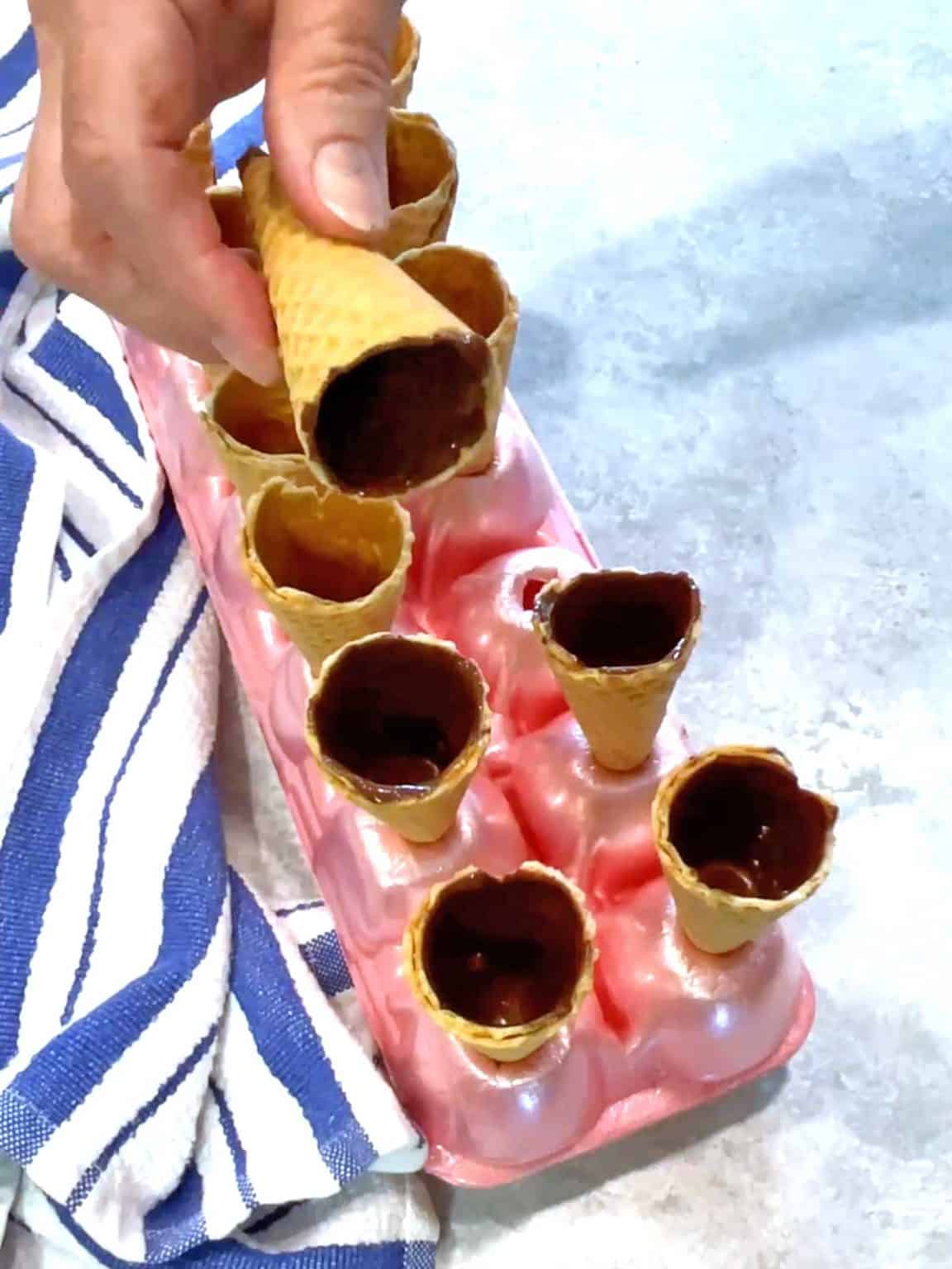 Hold the Cone Copycat - Pudge Factor