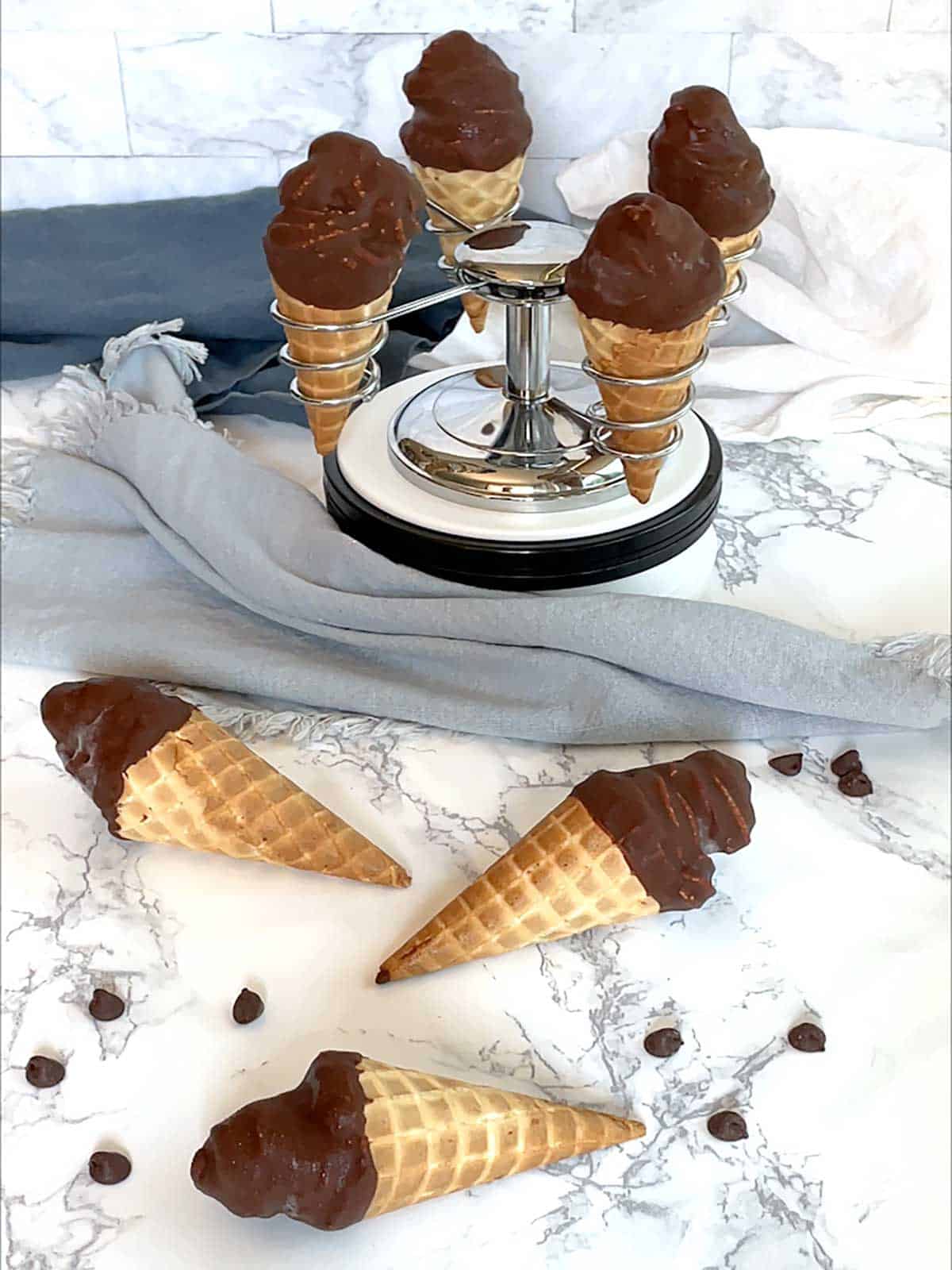 Chocolate Dipped No-Churn Ice Cream Cones - Pudge Factor