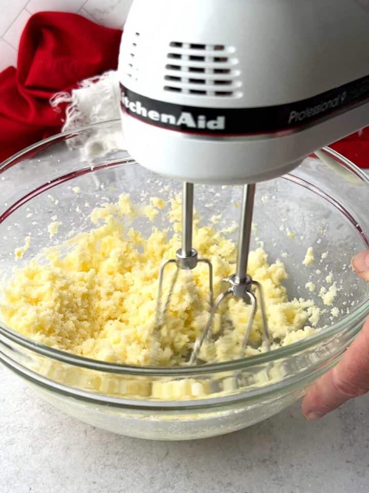 Lemon Bundtinis - Pudge Factor