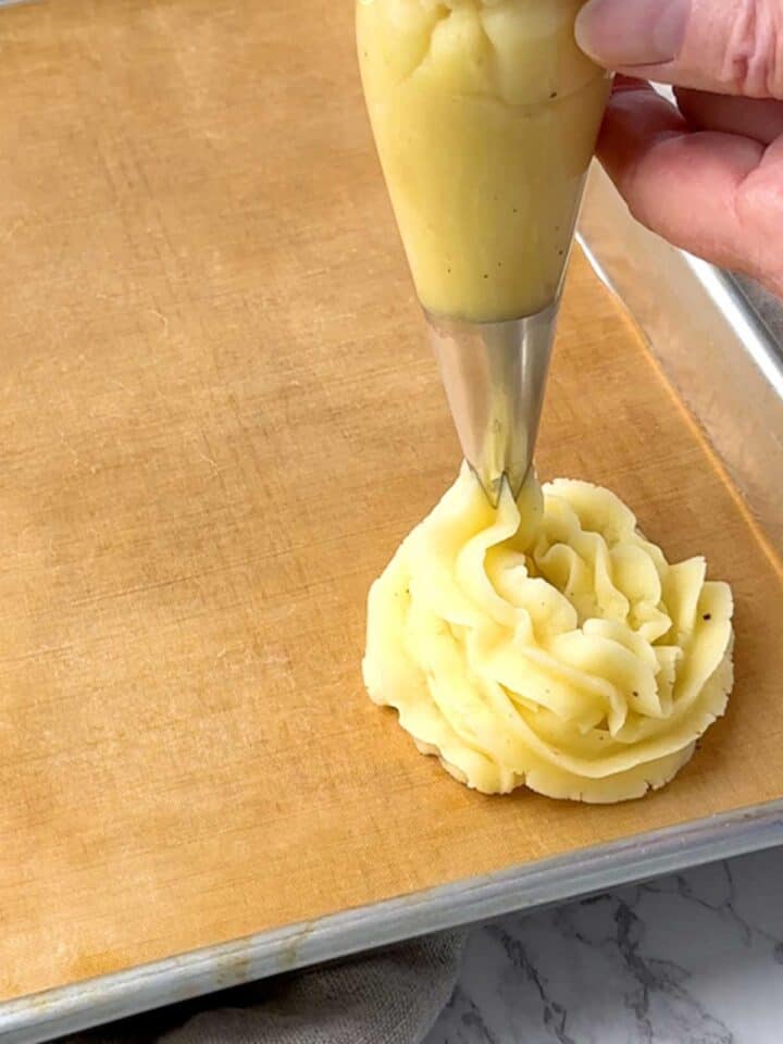 Make Ahead Duchess Potatoes (Easy and Delicious) - Pudge Factor