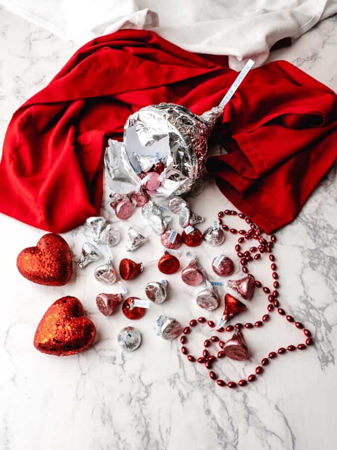 Giant-Filled Valentine Kiss - Pudge Factor