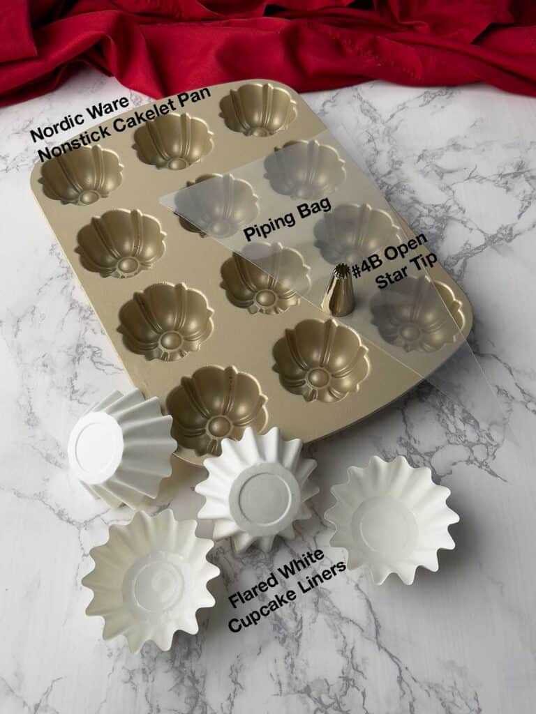 Mini Red Velvet Bundt Cakes - Pudge Factor