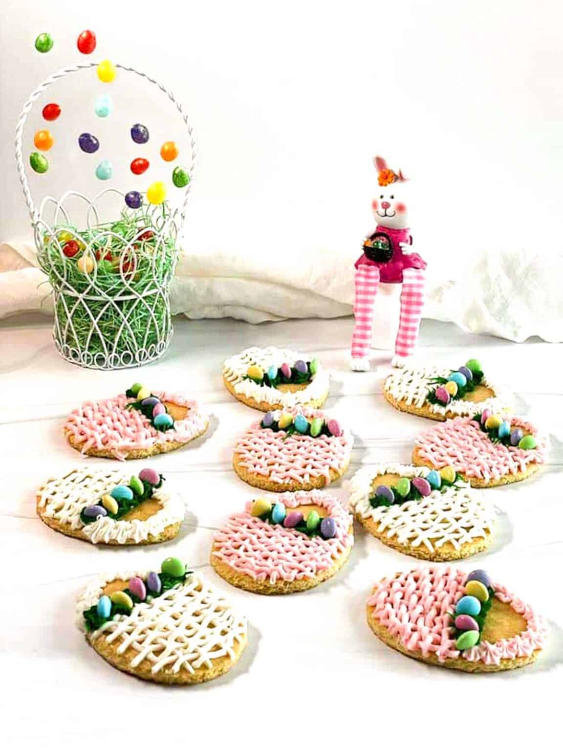 Easter Basket Cookies (With Vintage Bakery Frosting) - Pudge Factor