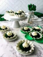Mini-Green Velvet Bundtlets - Pudge Factor
