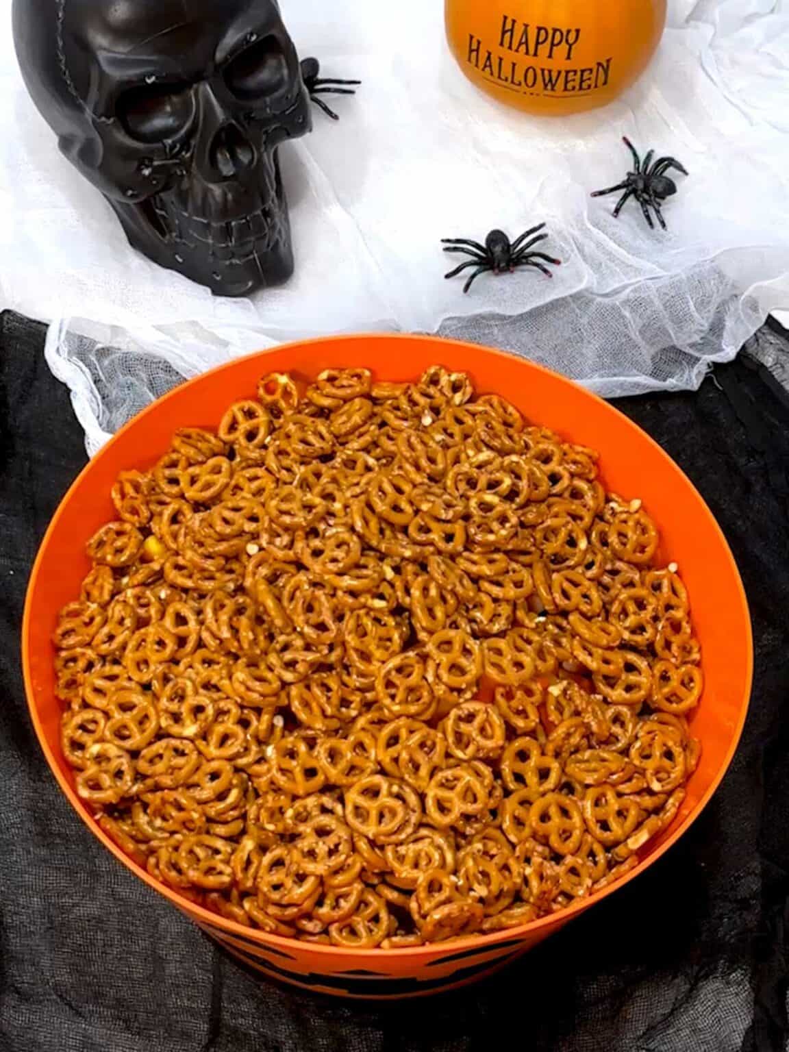 Quick and Easy Trick-or-Treat Snack Mix - Pudge Factor