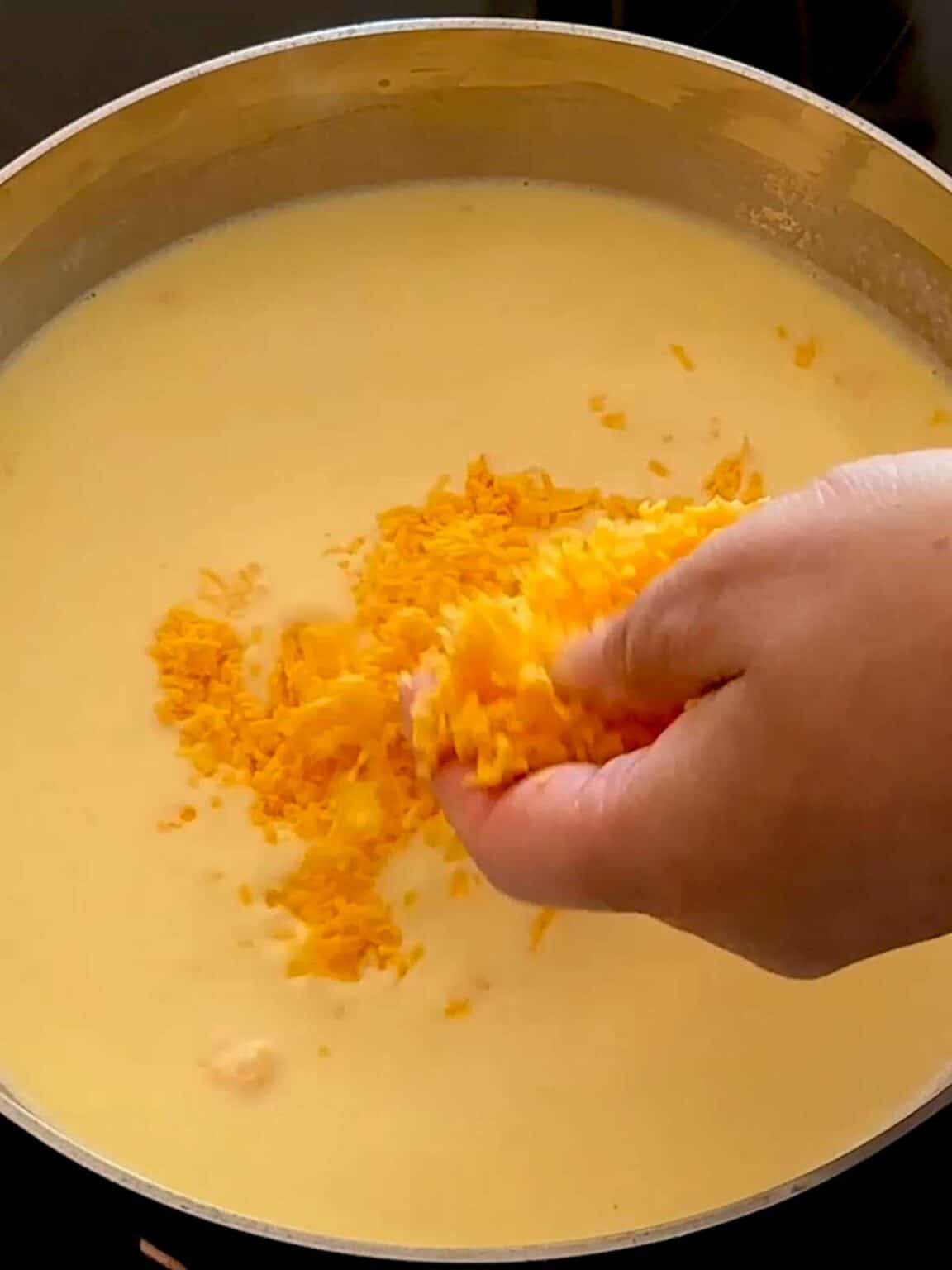 Classic Baked Macaroni and Cheese - Pudge Factor