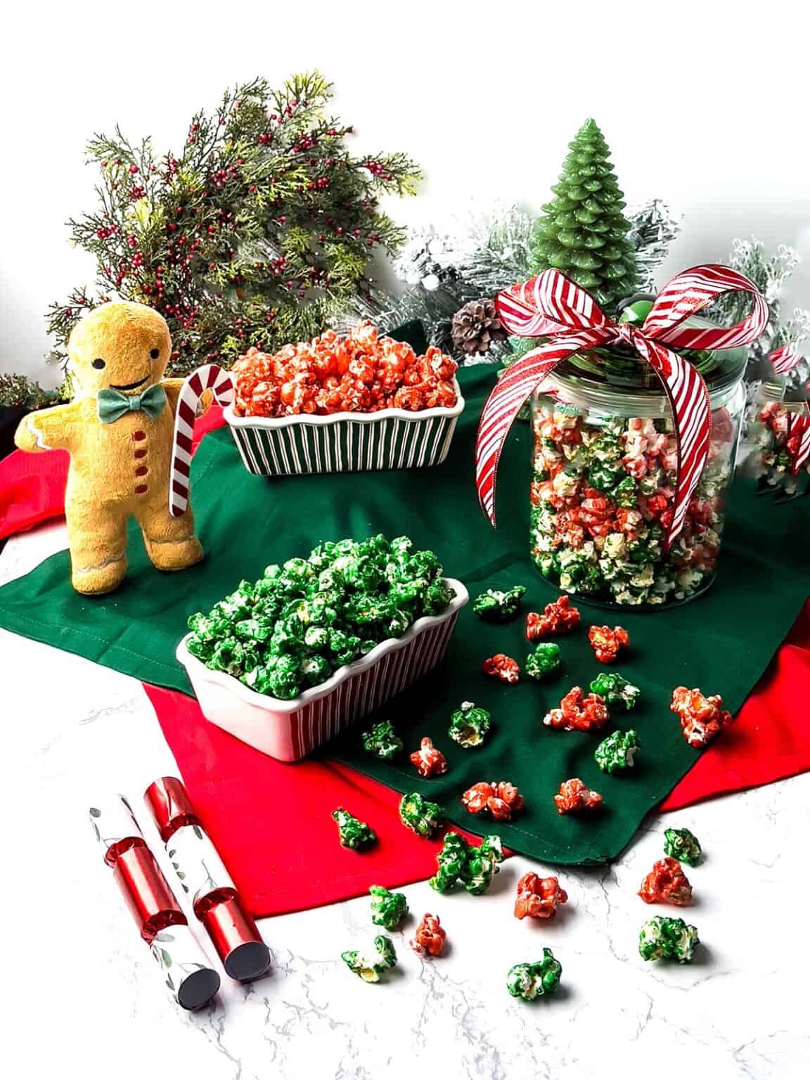 Red and Green Christmas Caramel Corn (A Festive Treat) - Pudge Factor