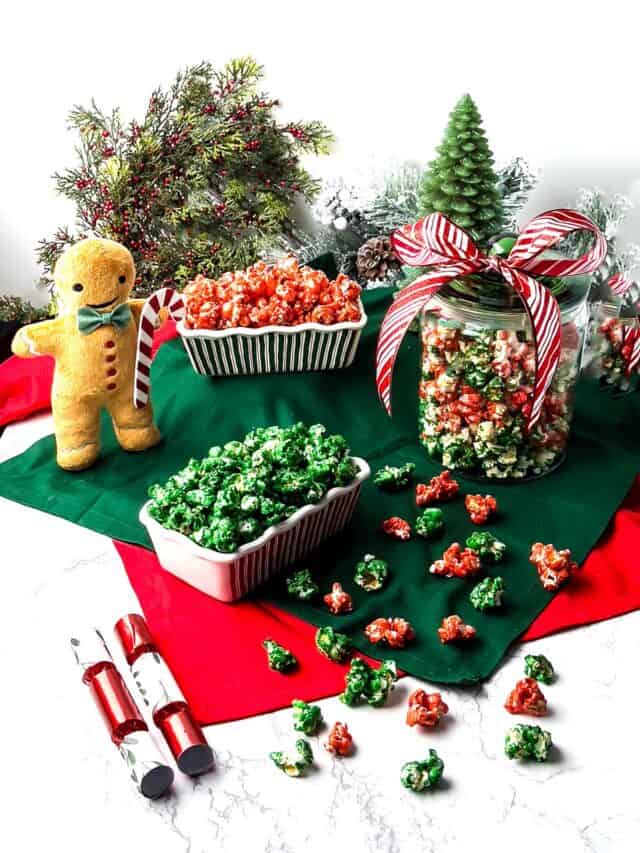 Red and Green Christmas Caramel Corn (A Festive Treat) - Pudge Factor