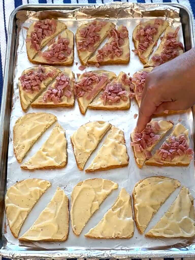 Croque Monsieur Toast Points: A Delicious And Easy Appetizer - Pudge Factor