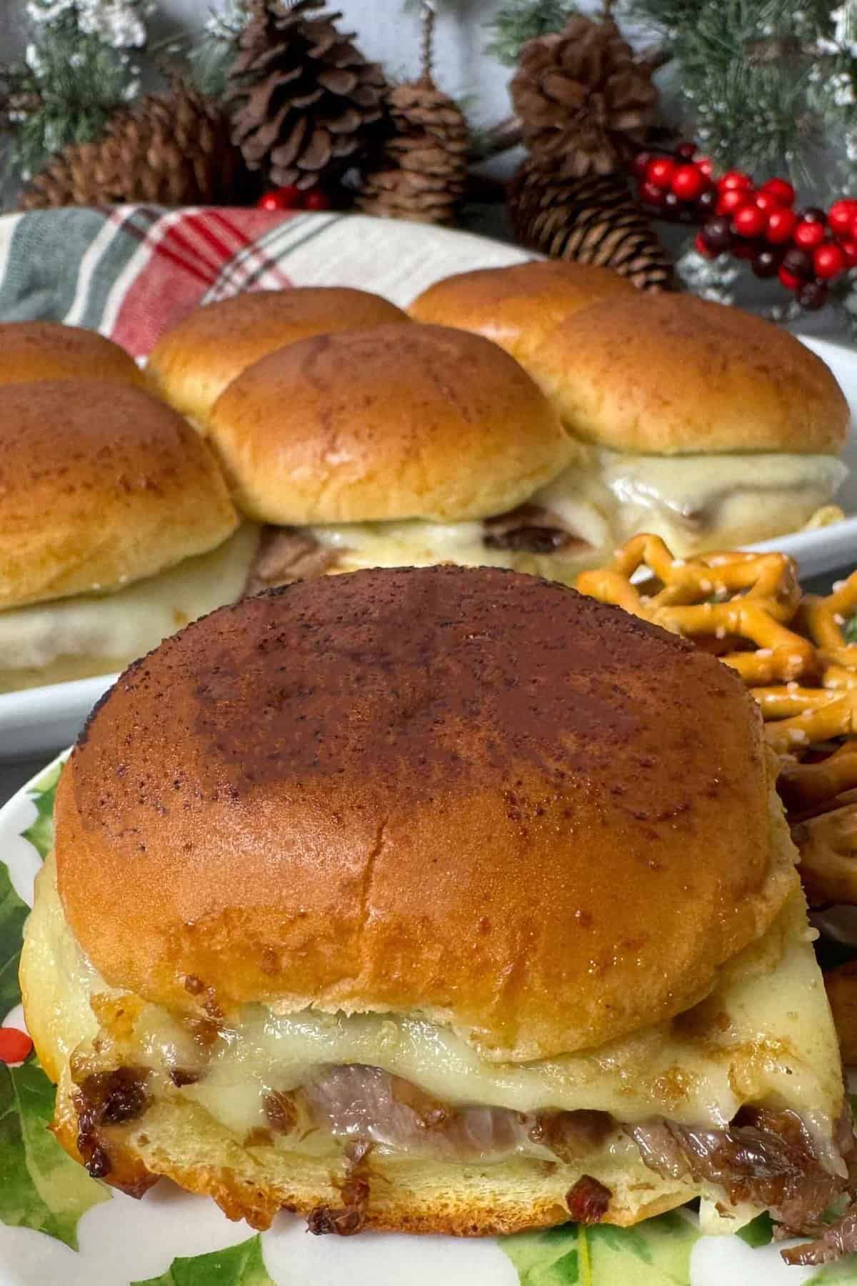 Leftover Rib Roast Sliders: Your Ticket to Holiday Flavor-Town! - Pudge ...
