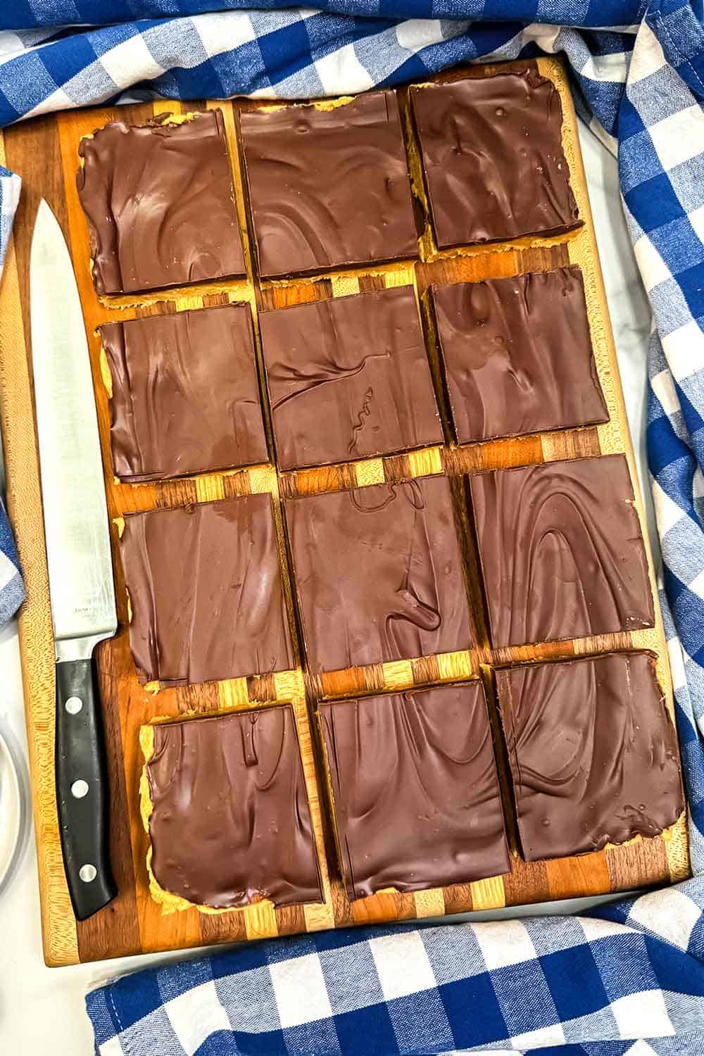 Easy No-Bake Peanut Butter and Chocolate Bars - Pudge Factor