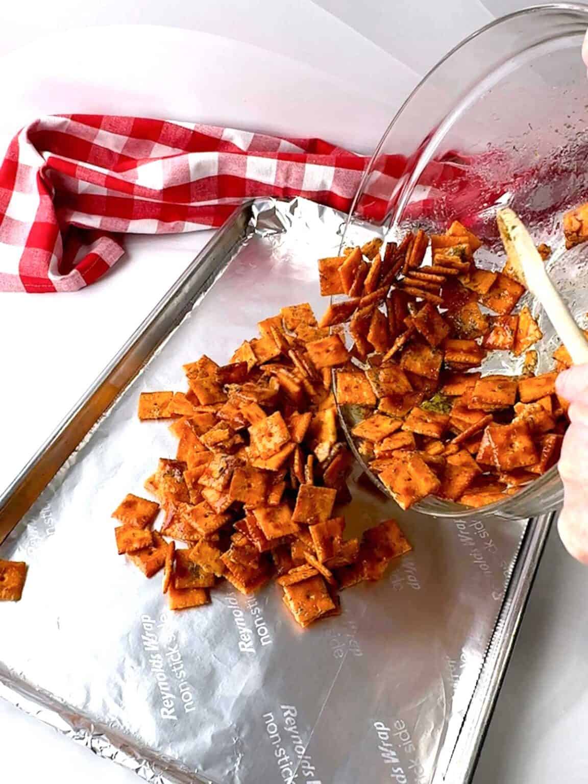 Quick and Easy Ranch Cheez-Its: The Perfect Munchie - Pudge Factor