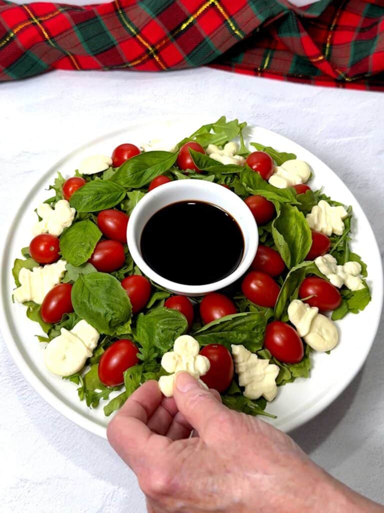 Festive Caprese Wreath: A Holiday Appetizer - Pudge Factor