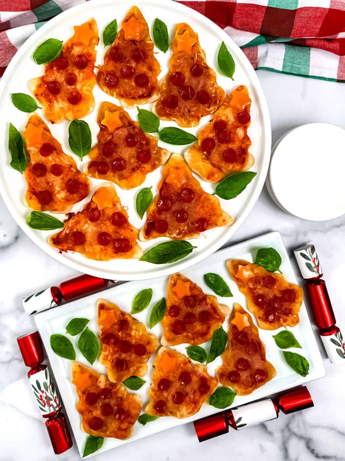 Quick & Easy Mini Christmas Tree Pizzas - Pudge Factor