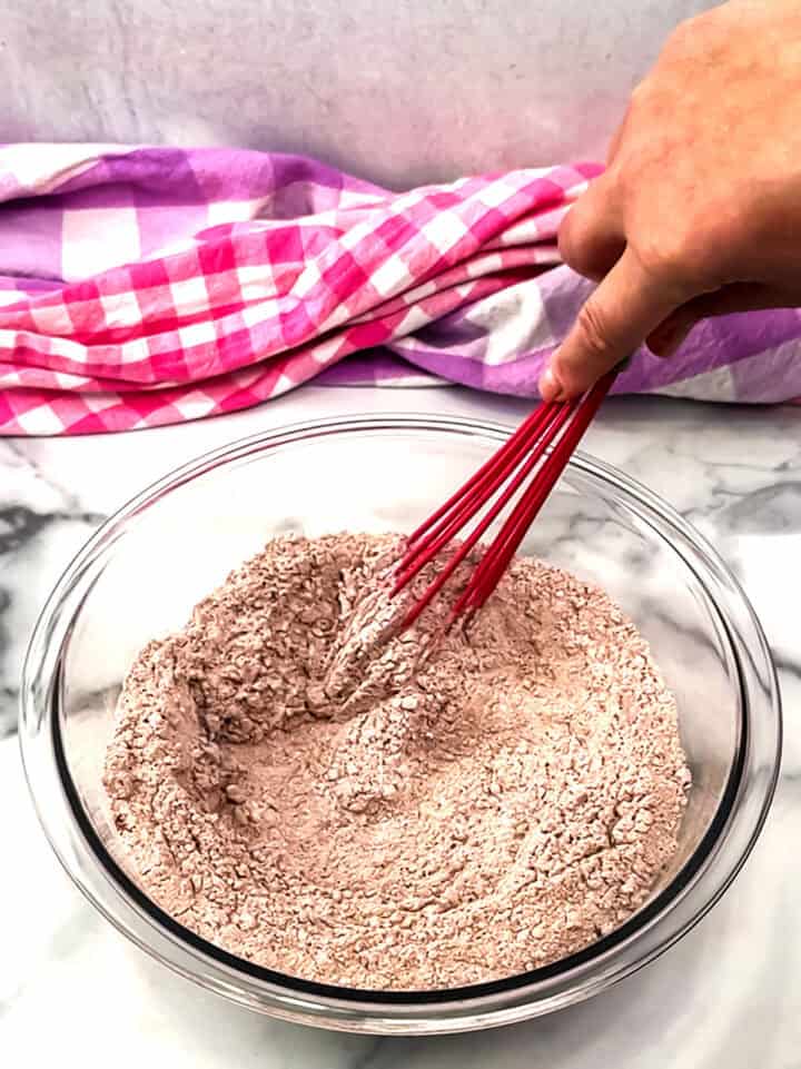 Easy Red Velvet Chocolate Chip Cookies - Pudge Factor
