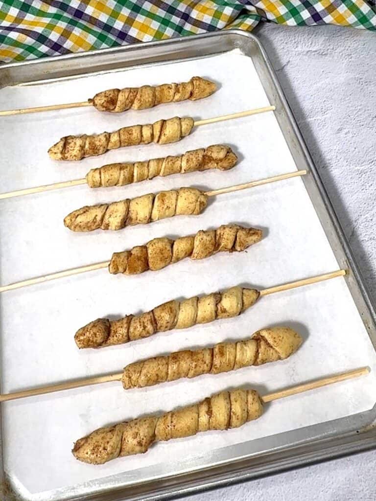 Quick and Easy King Cakes on a Stick - Pudge Factor